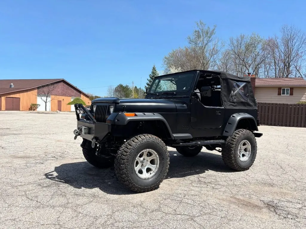 American Gasser - Saginaw, MI Hot Rod Shop